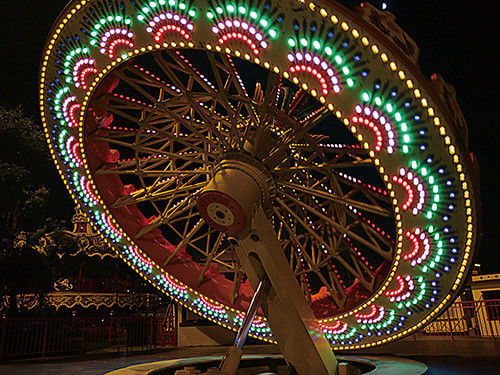 Spinning Gravity Ride | Spinning Amusement Park Ride for Sale